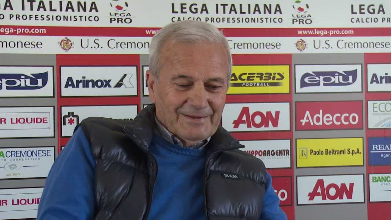 Buon compleanno Gigi Simoni - YouTube