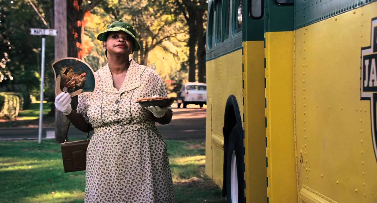 The Help - Official Trailer [HD] - YouTube