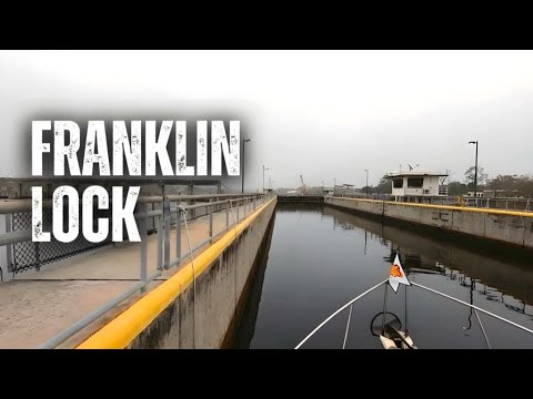 How to Lock Through the Franklin Lock - YouTube