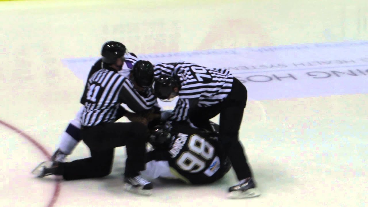 11/20/2013: Chaz Johnson vs. Bryant Molle - YouTube