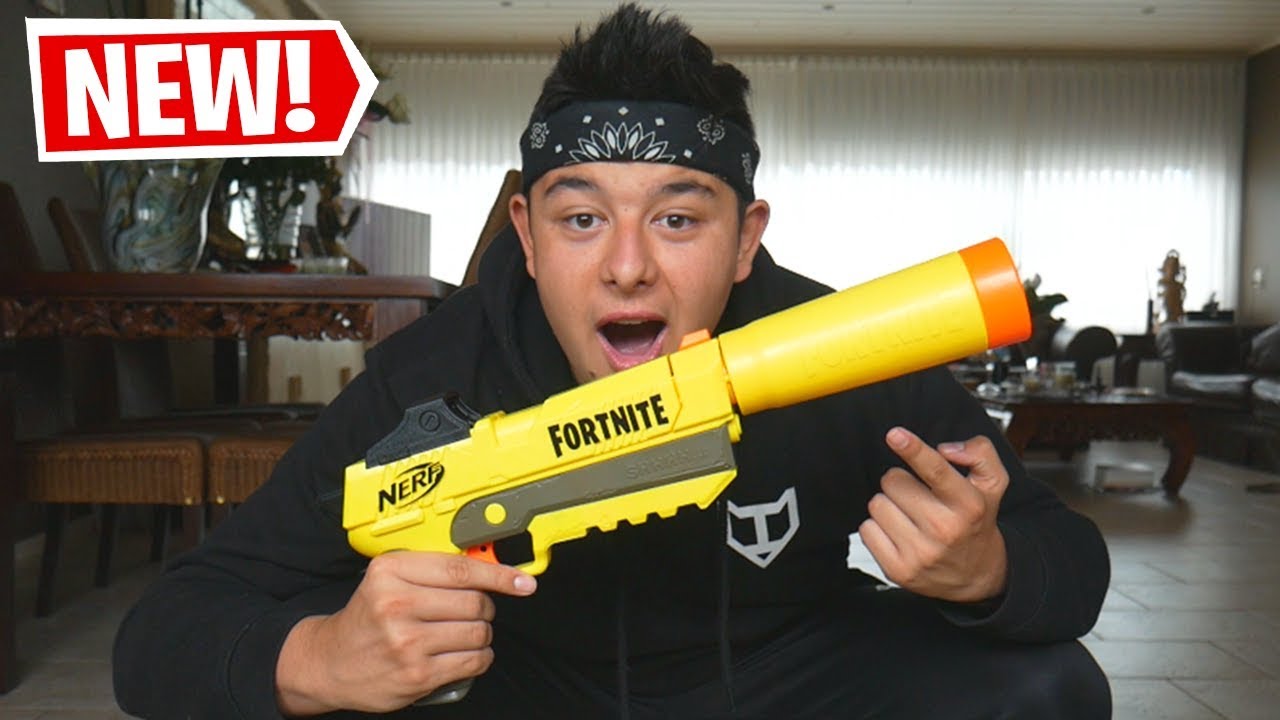 REAL LIFE FORTNITE SILENCED PISTOL UNBOXEN - YouTube
