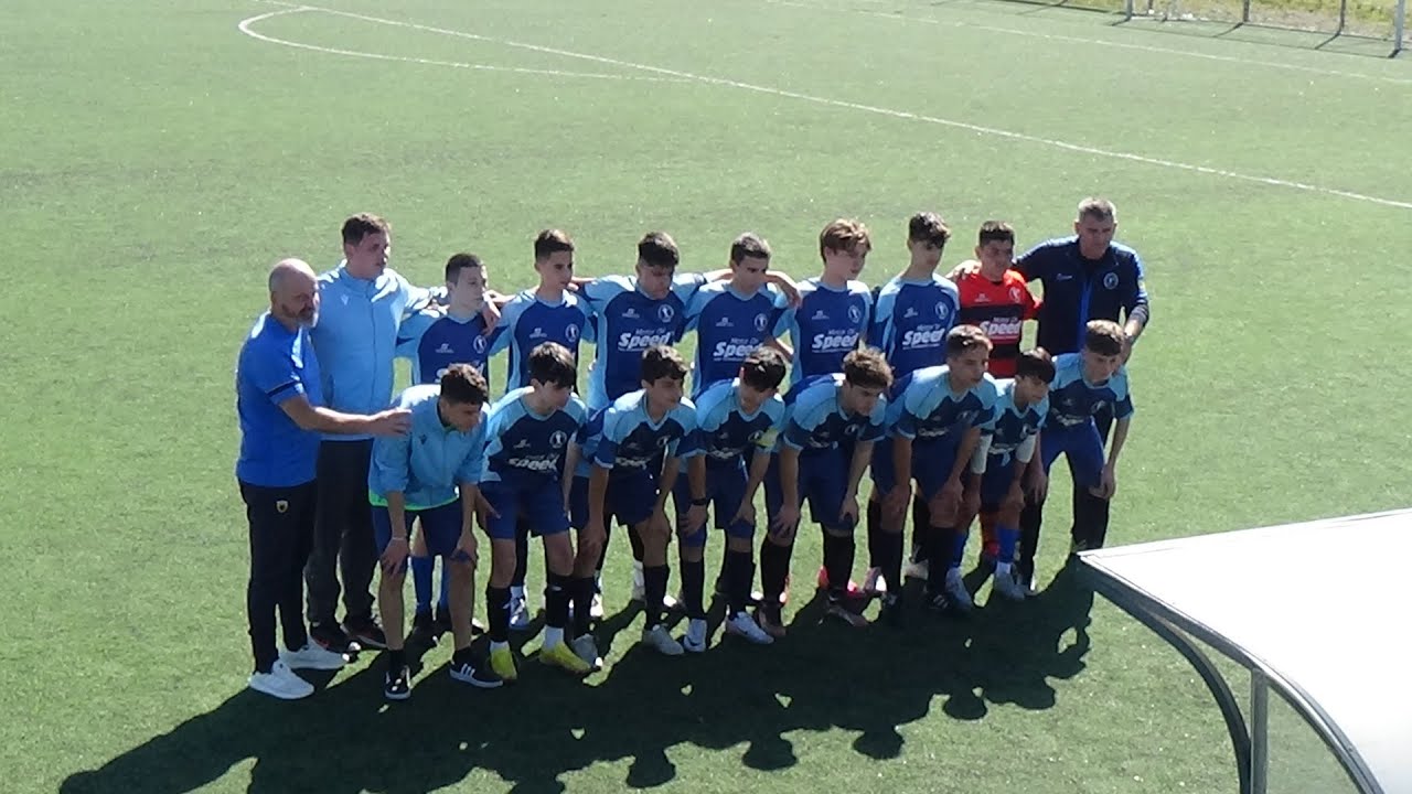 ΑΚΑΔΗΜΙΑ ΠΟΔΟΣΦΑΙΡΟΥ ΜΩΛΟΥ - YouTube