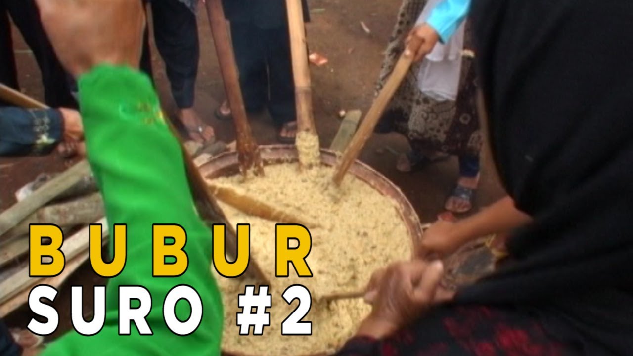 Hari ke-dua ritual bubur syuro oleh masyarakat desa Pemekeran Sumedang ...