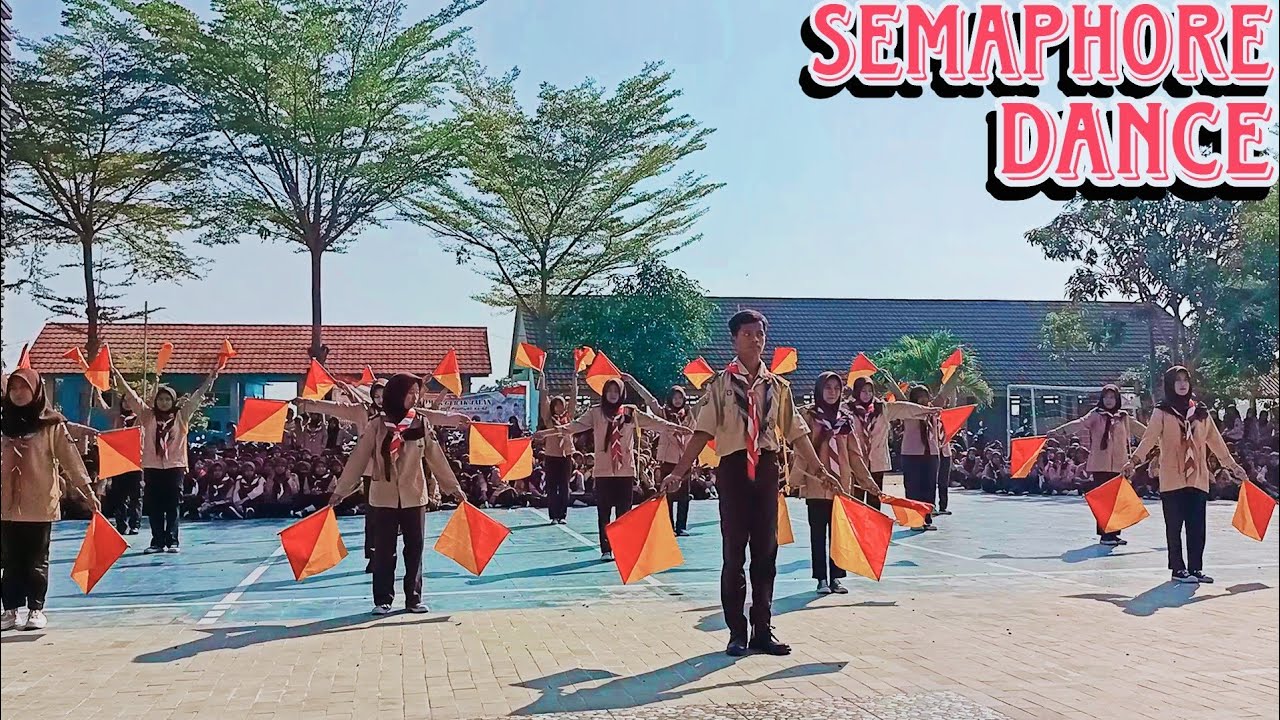 Semaphore Dance Pramuka Seru Lagu Wonderland Indonesia || HUT Pramuka ...