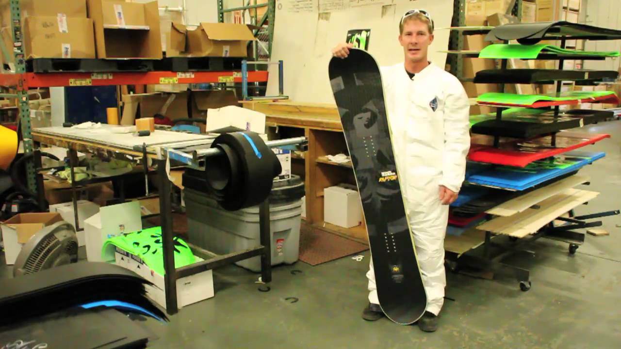 Never Summer Raptor Snowboard - YouTube