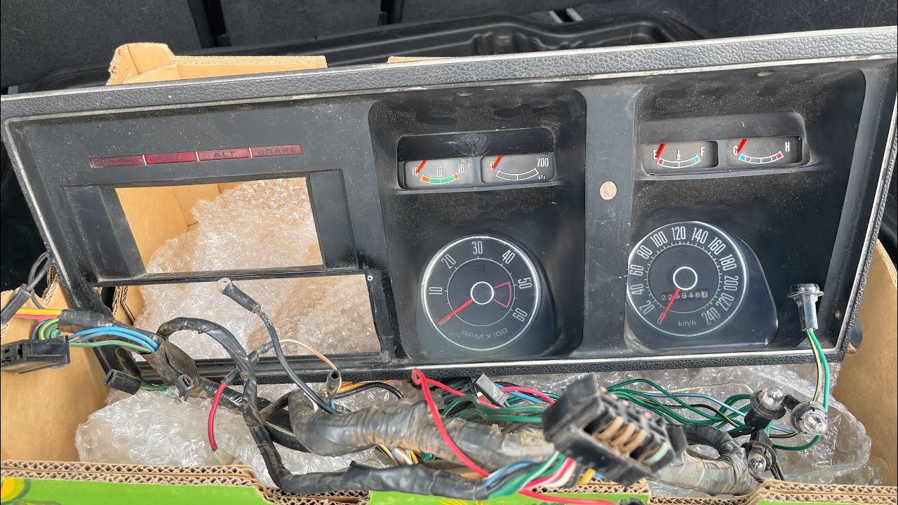 Part 2 XA XB Falcon 500 cluster loom conversion to GS GT loom - YouTube