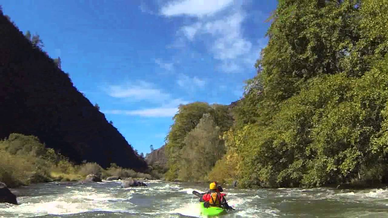 141004 Whitewater Kayaking on the Pit River - YouTube
