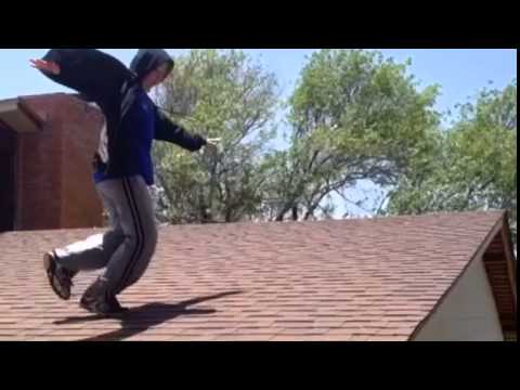 Kid tries to fly!!! FAIL!!! - YouTube