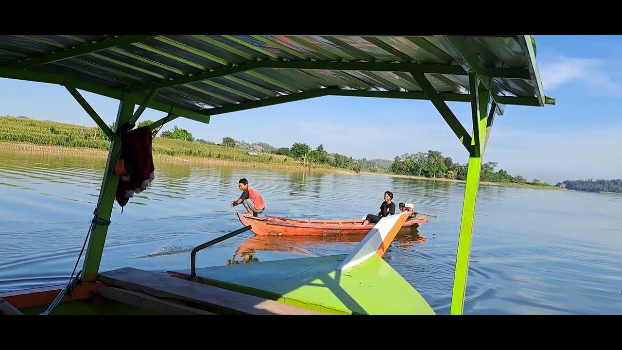 Menjala ikan - YouTube