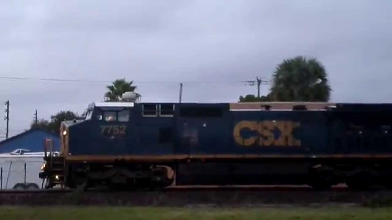 CSX Q453-21 BREAKS A KNUCKLE ON VIDEO !! - 11/22/15 - 6:50am - MP SX 969.8 - YouTube