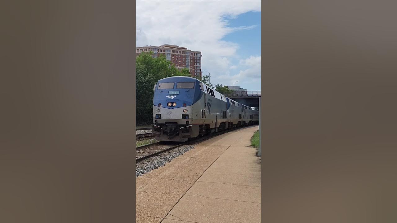 Amtrak P42DC Triple Header Leads Crescent #20 Into Alexandria With Nice K5LA & Horn Salute # ...