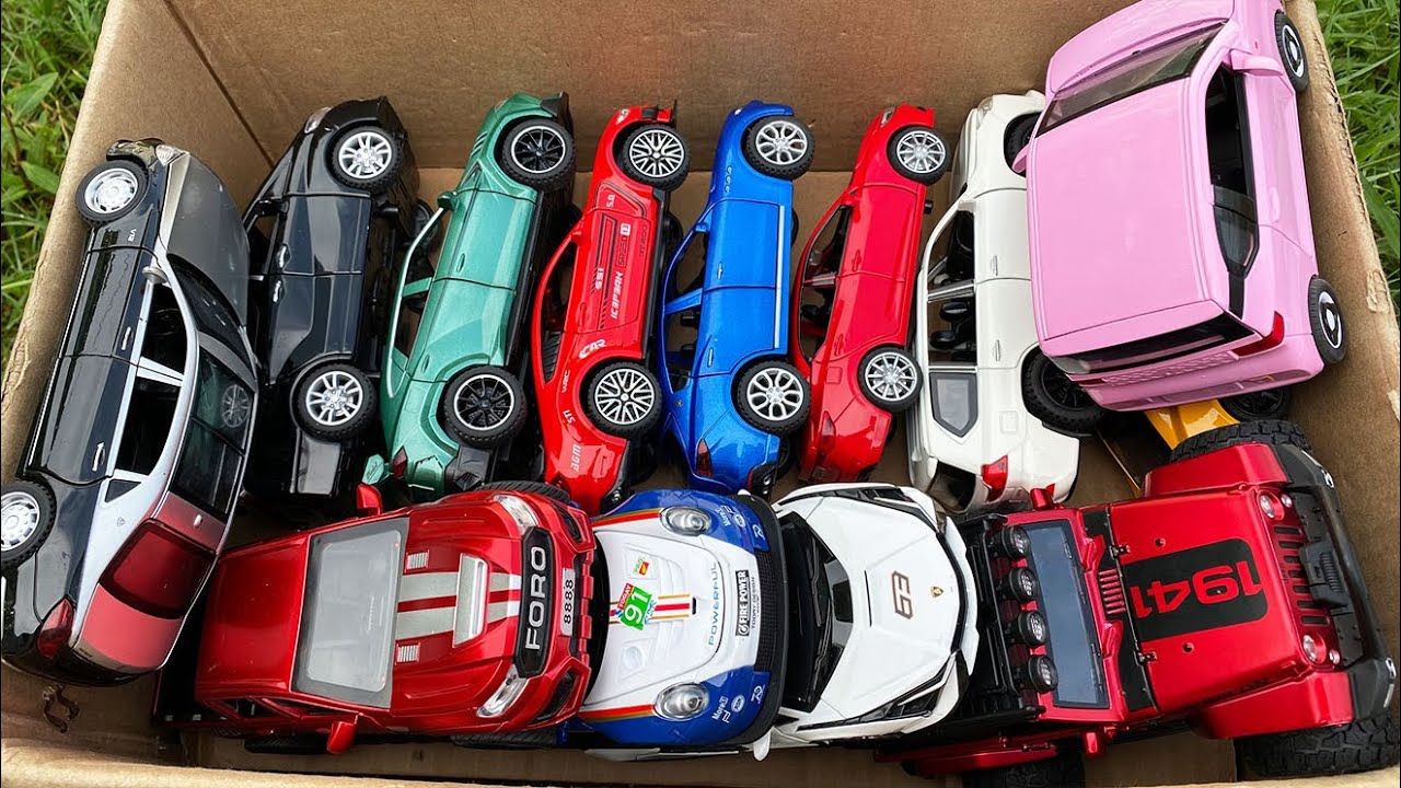 Review Box full of diecast Cars \ Many Cars brand in the Box. - YouTube