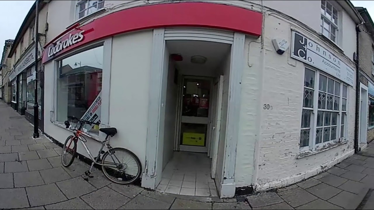 Walking Around Soham - YouTube