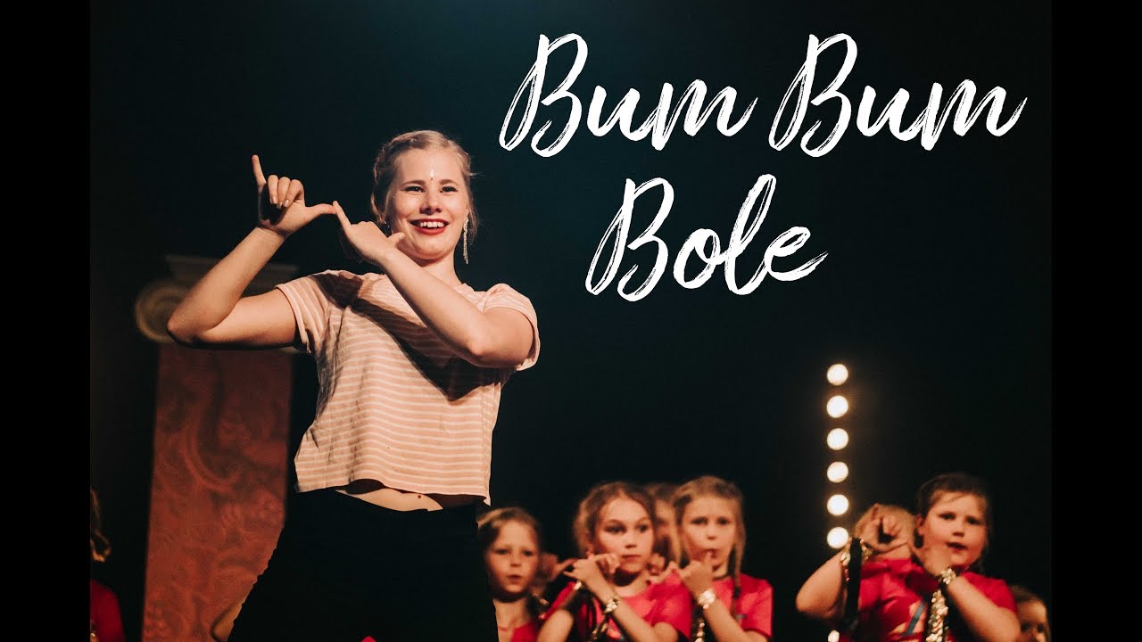 Bum Bum Bole Dance by Kids in Finland - YouTube