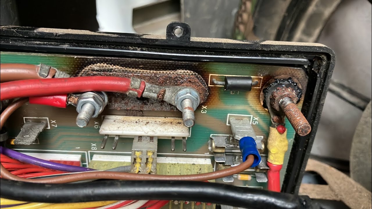 Sinclair C5 in for electrical repairs! (And a motor rebuild) - YouTube