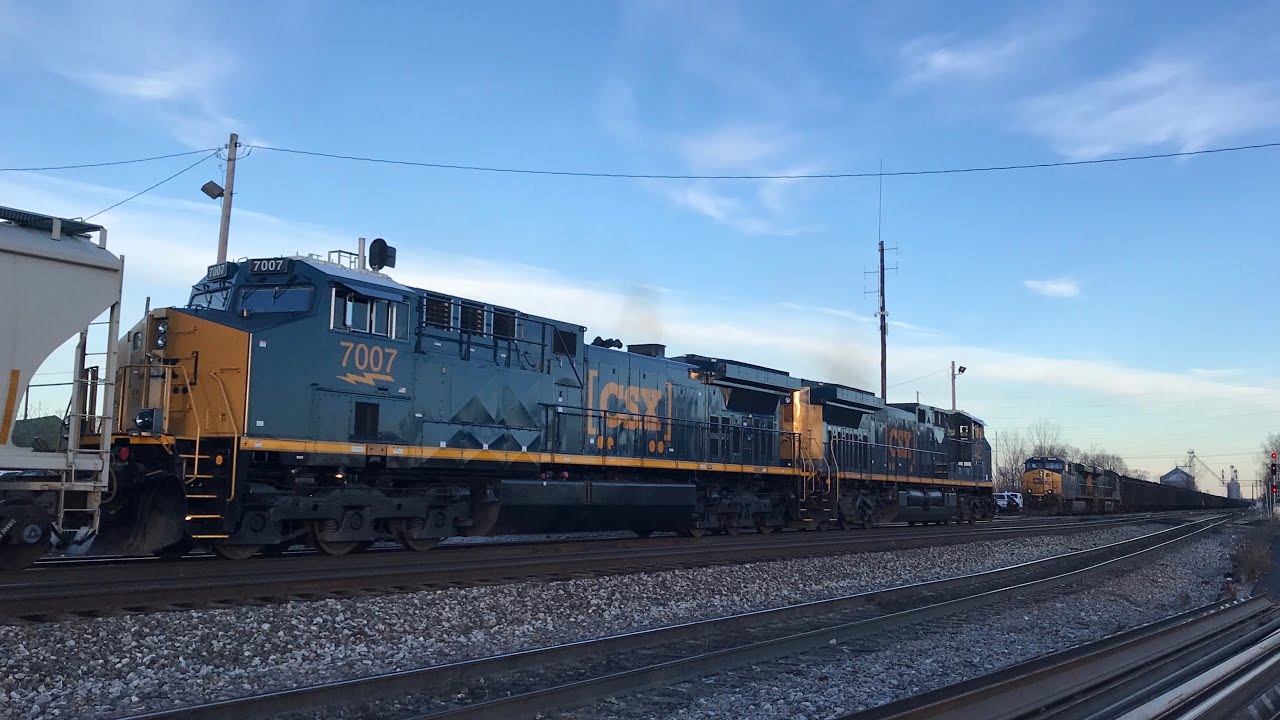 New CSX Rebuilds Lead CSX Q566 through Garrett - YouTube