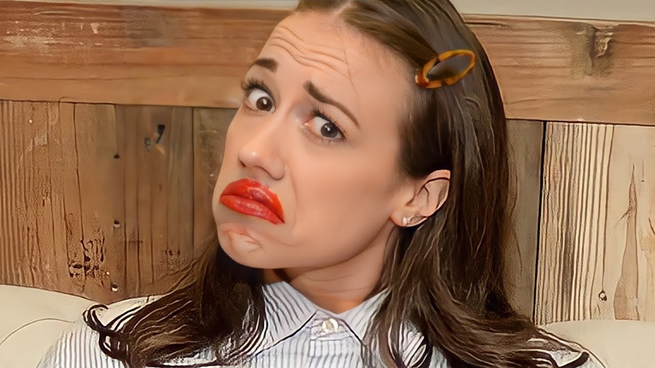 The Shady Side Of Colleen Ballinger - YouTube
