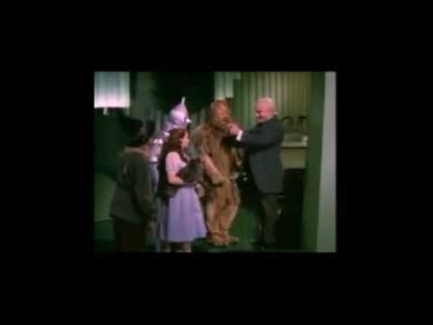 wizard awards the medal to cowardly lion edit 1 640x480 - YouTube