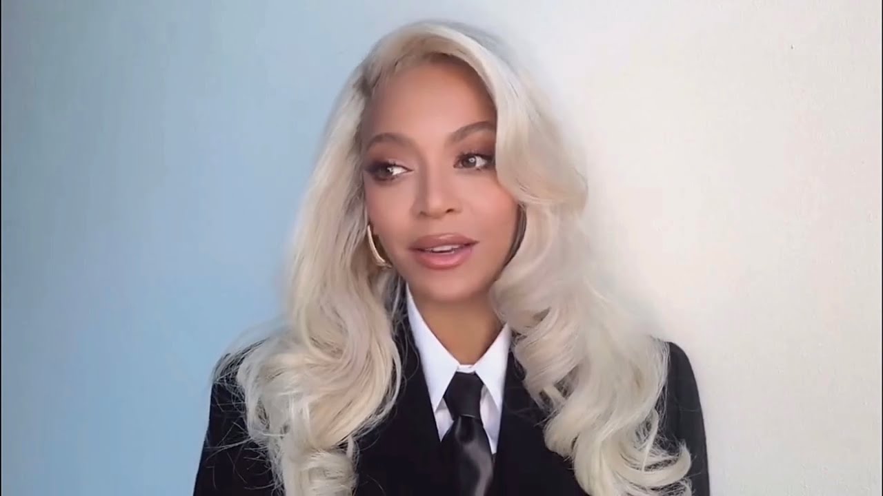 Beyoncé, Solange, and Kelly honor Miss Tina at tonight’s glamourmag ...