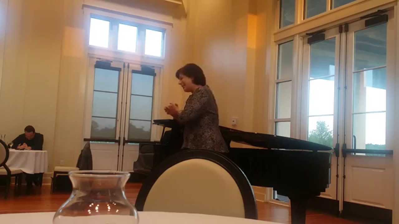 Nancy Hendrick (Opera) 'O mio babbino caro' - YouTube