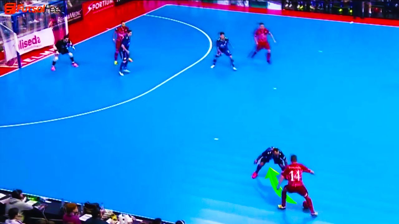 DRIBLE PROVOCATIVOS NO FUTSAL!! 😱 | Futsal Dribles - YouTube