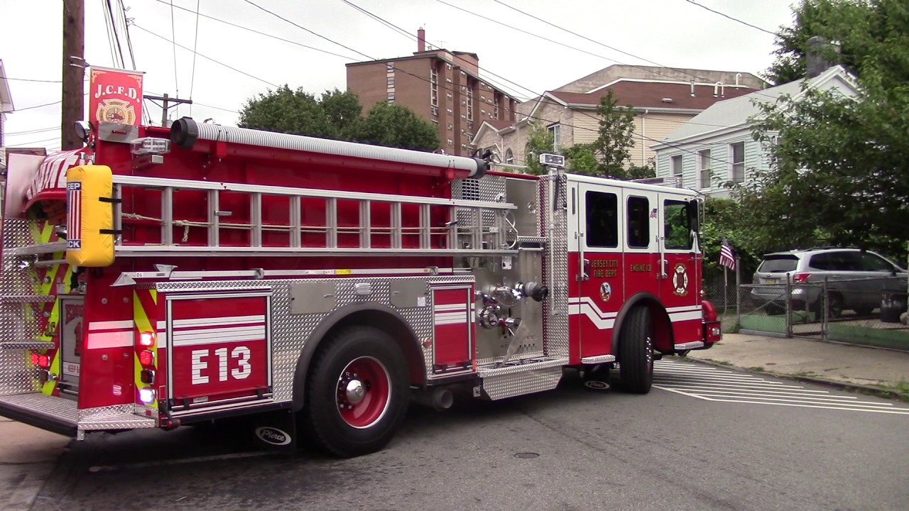 FDJC NEW Engine 13 returning to quarters - YouTube