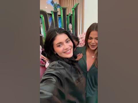 Kylie Jenner's vlog - YouTube