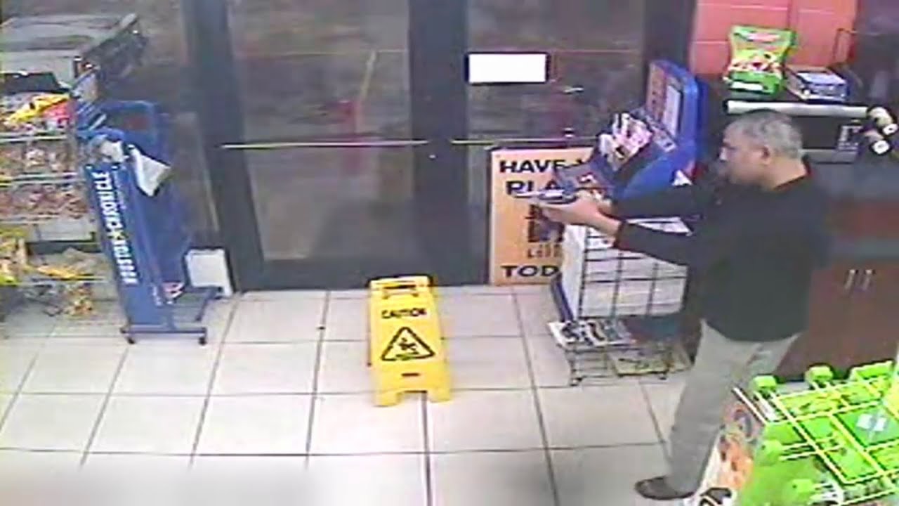 Clerk Pulls Gun On Shoplifter - YouTube