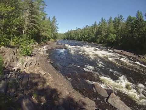 Crooked Chute Rapids: The Sneak, Petawawa River, Algonquin Park - YouTube