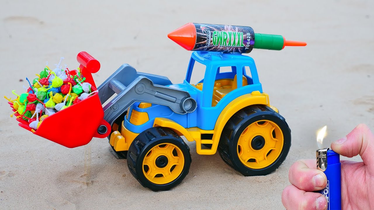 Experiment: Fireworks Instead of the Engine in a Traktor - YouTube