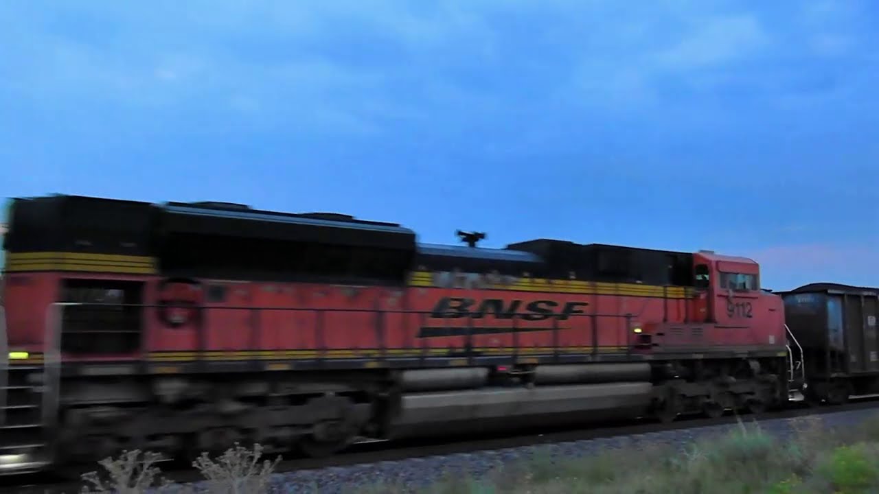 Long BNSF coal train travels along the Joint Line in Colorado - YouTube