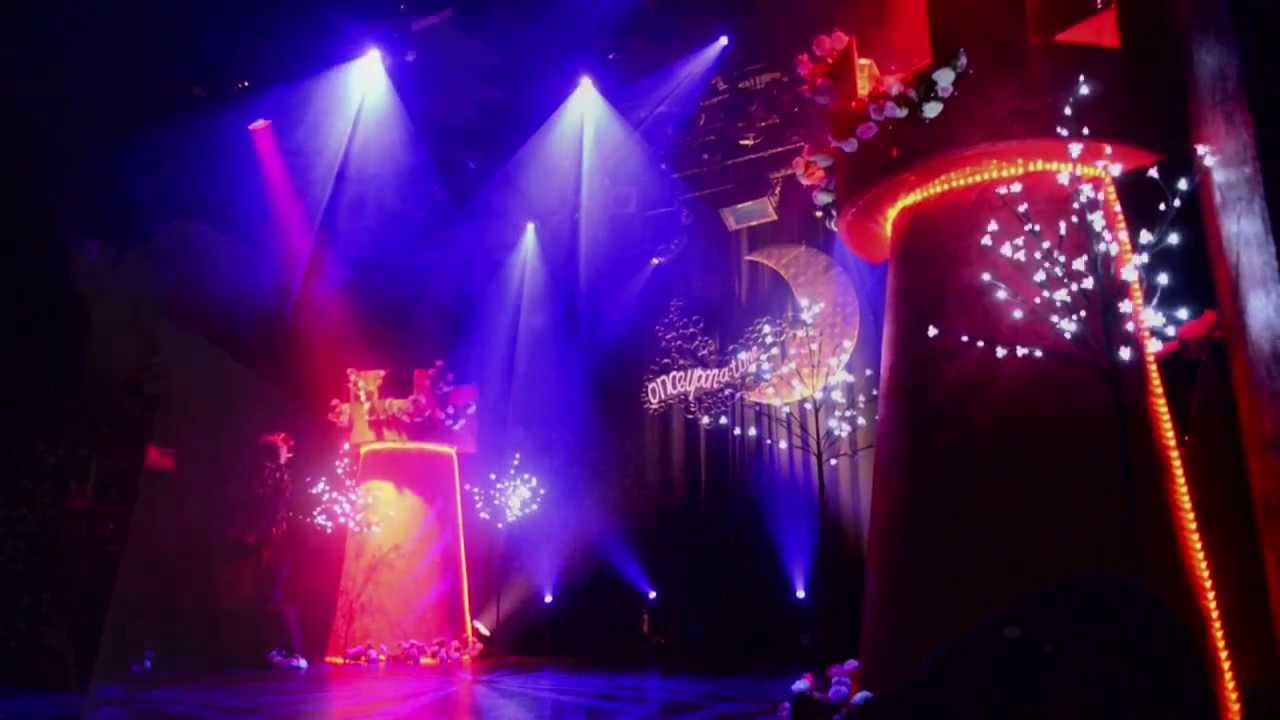 The International Burlesque Circus - the Once Upon A time edition - YouTube