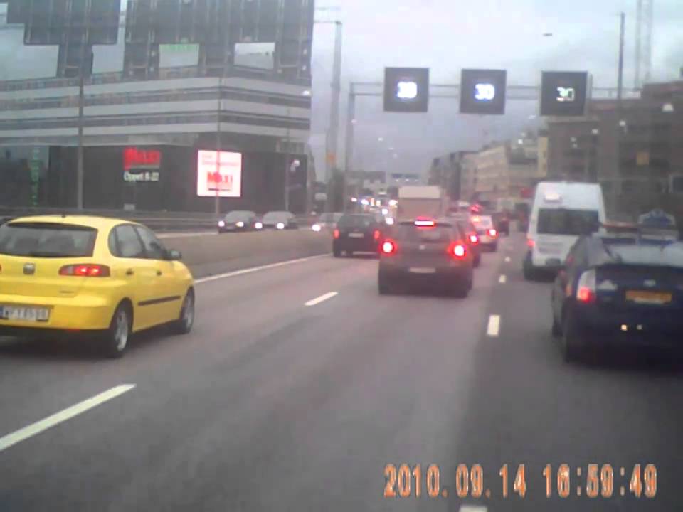 Stockholm rush hour.avi - YouTube