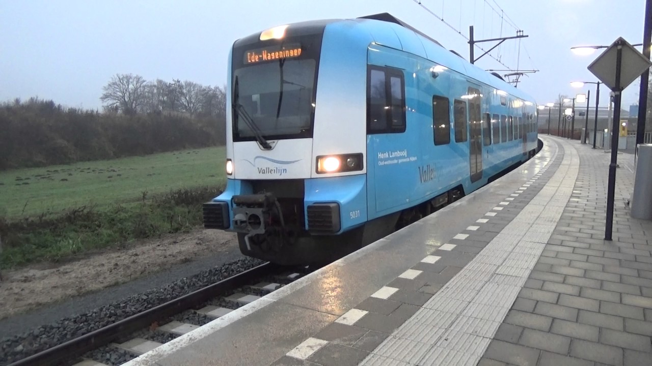 Protos 5031 vertrekt in Barneveld Noord - YouTube