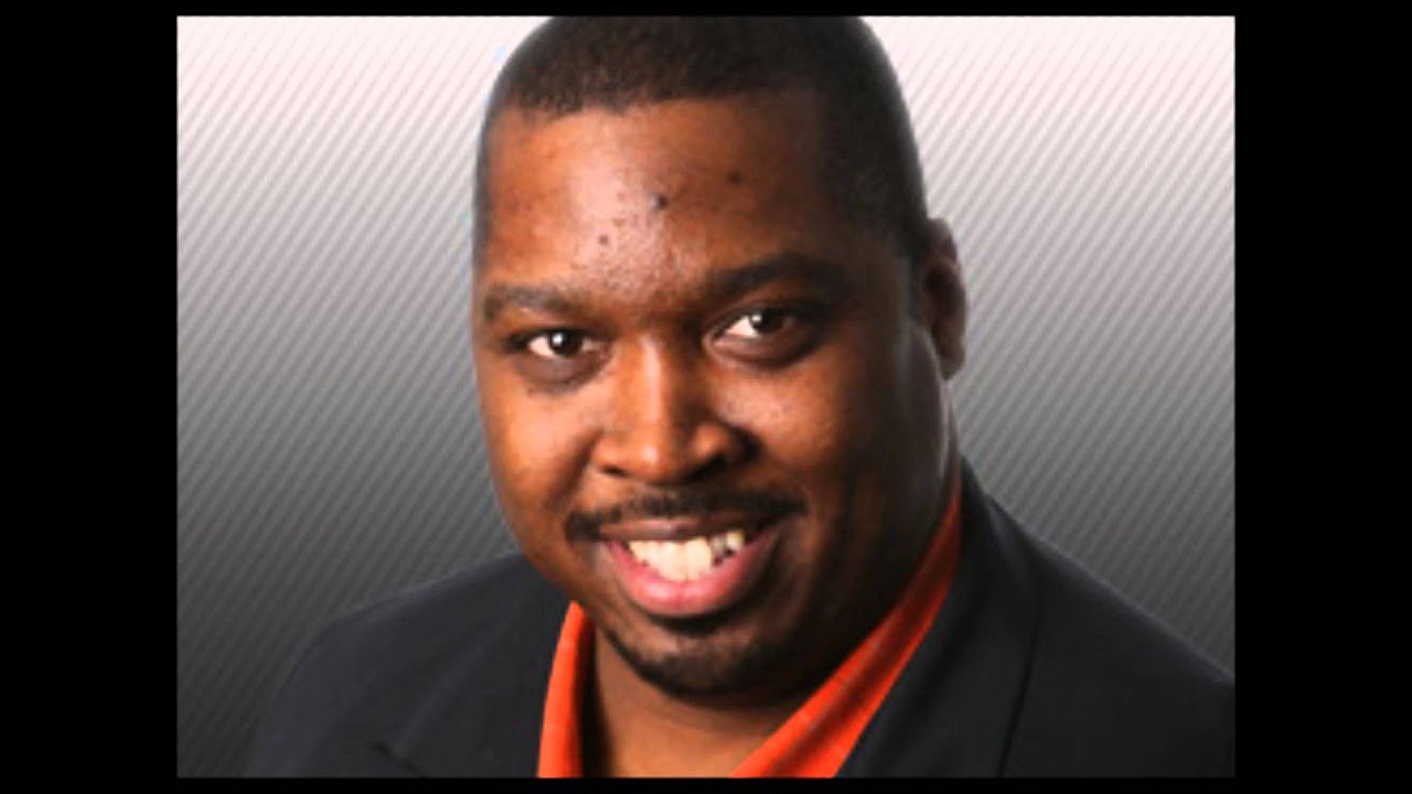 Full Scale Sports Interviews Jonathan Hood of ESPN 1000 - YouTube