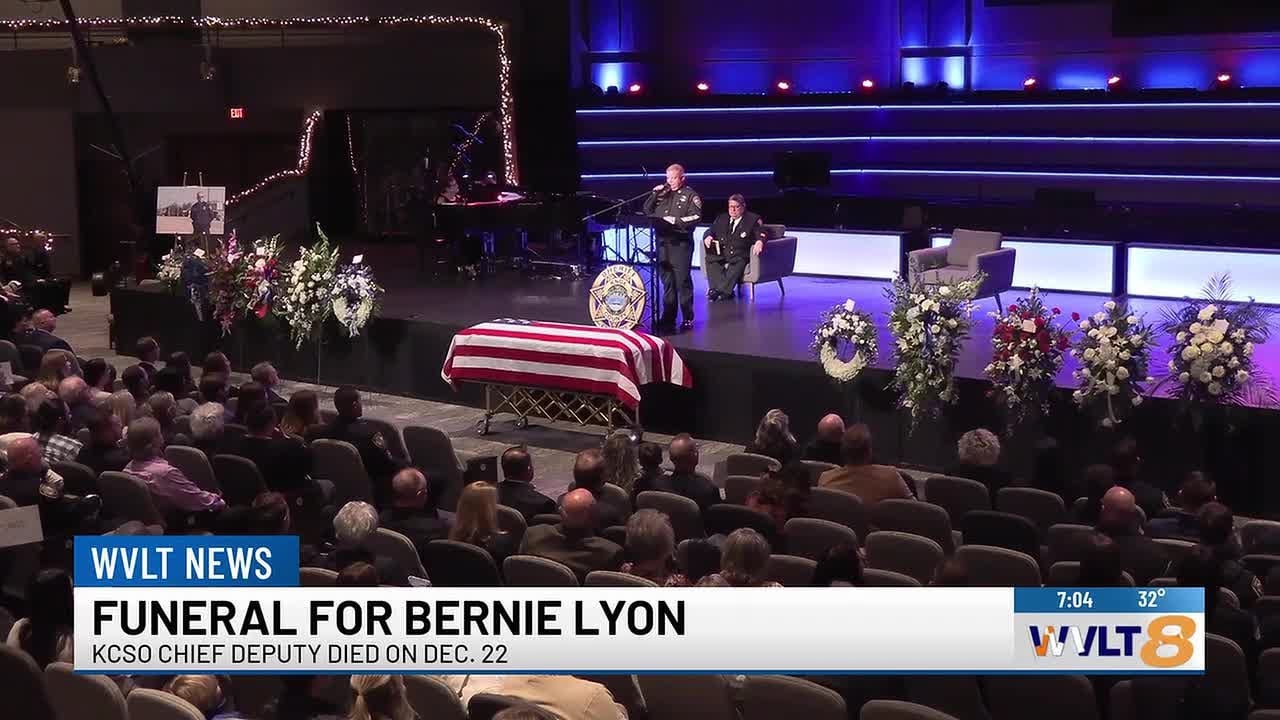 Funeral for Knox County Chief Deputy Bernie Lyon - YouTube
