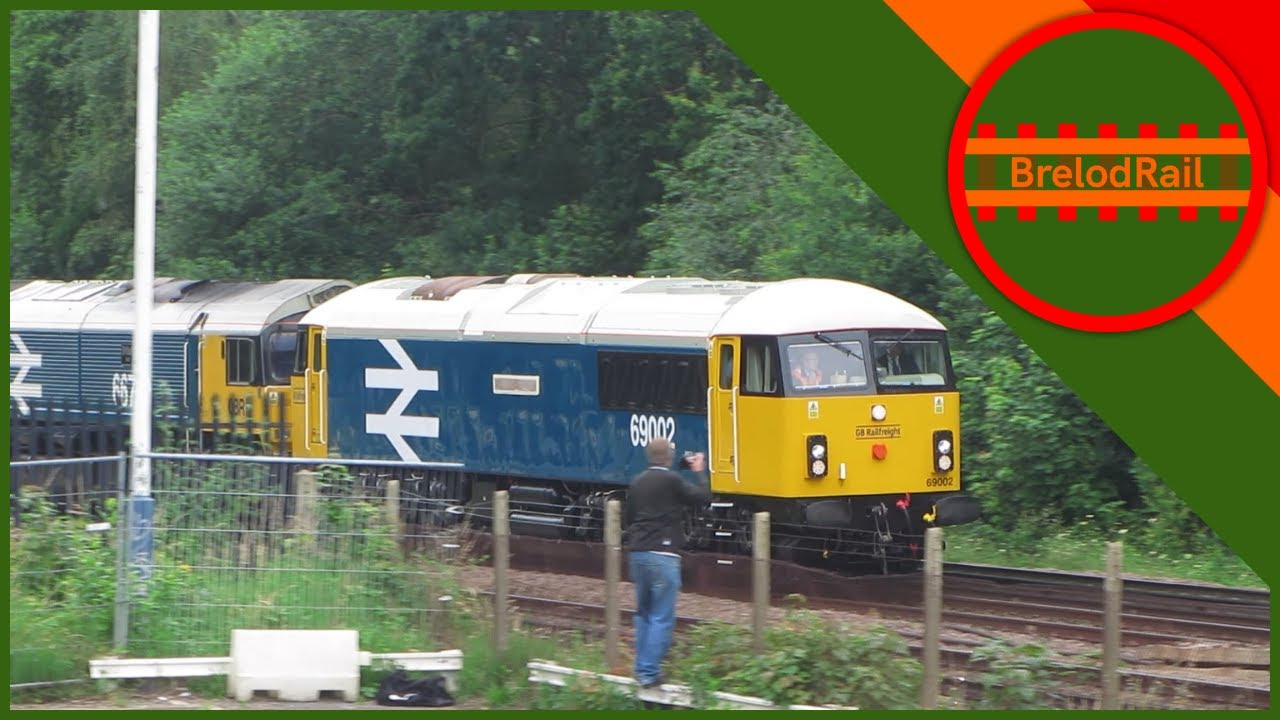 Un-named 69002 | Trains at Farnborough (Main) | 10/07/2021 - YouTube