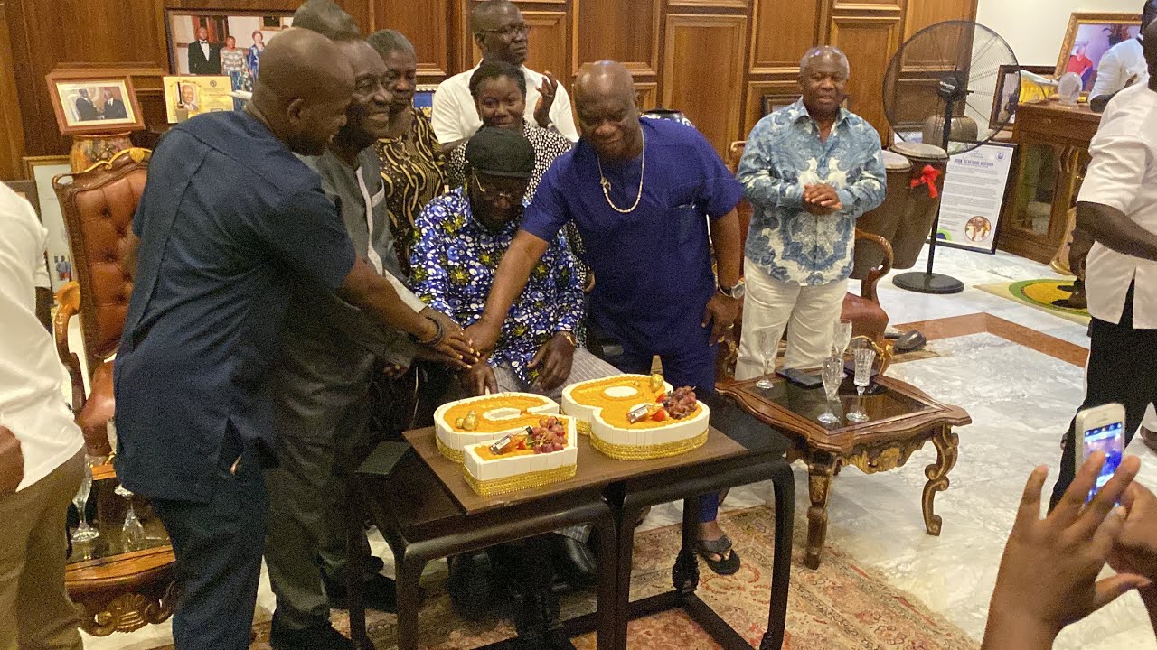 Watch how Former President Kuffour celebrated his 85th Birthday. Alan ...