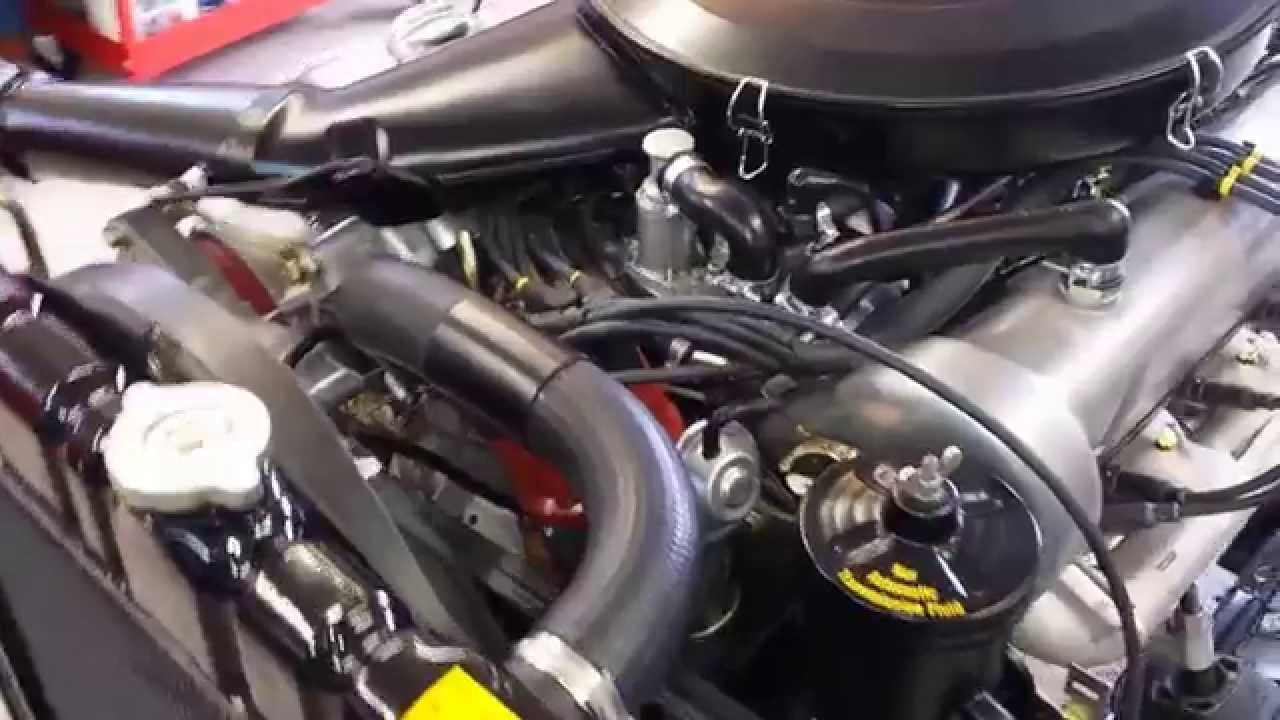 Mercedes m116 3.5 v8 testrun 2 - YouTube