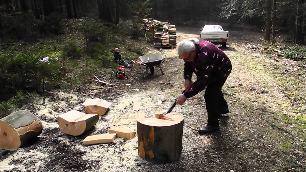 Bester Holzhacker der Welt. - YouTube