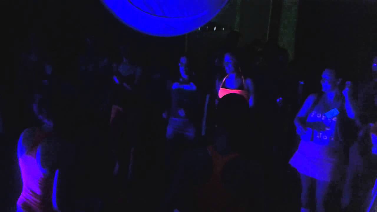 Camping cosmos - YouTube
