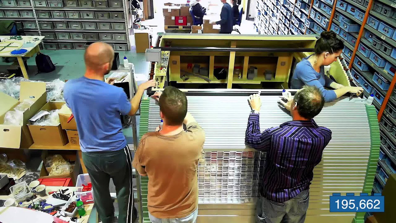 World's largest LEGO brick caravan Time-lapse - Motorhome & Caravan ...
