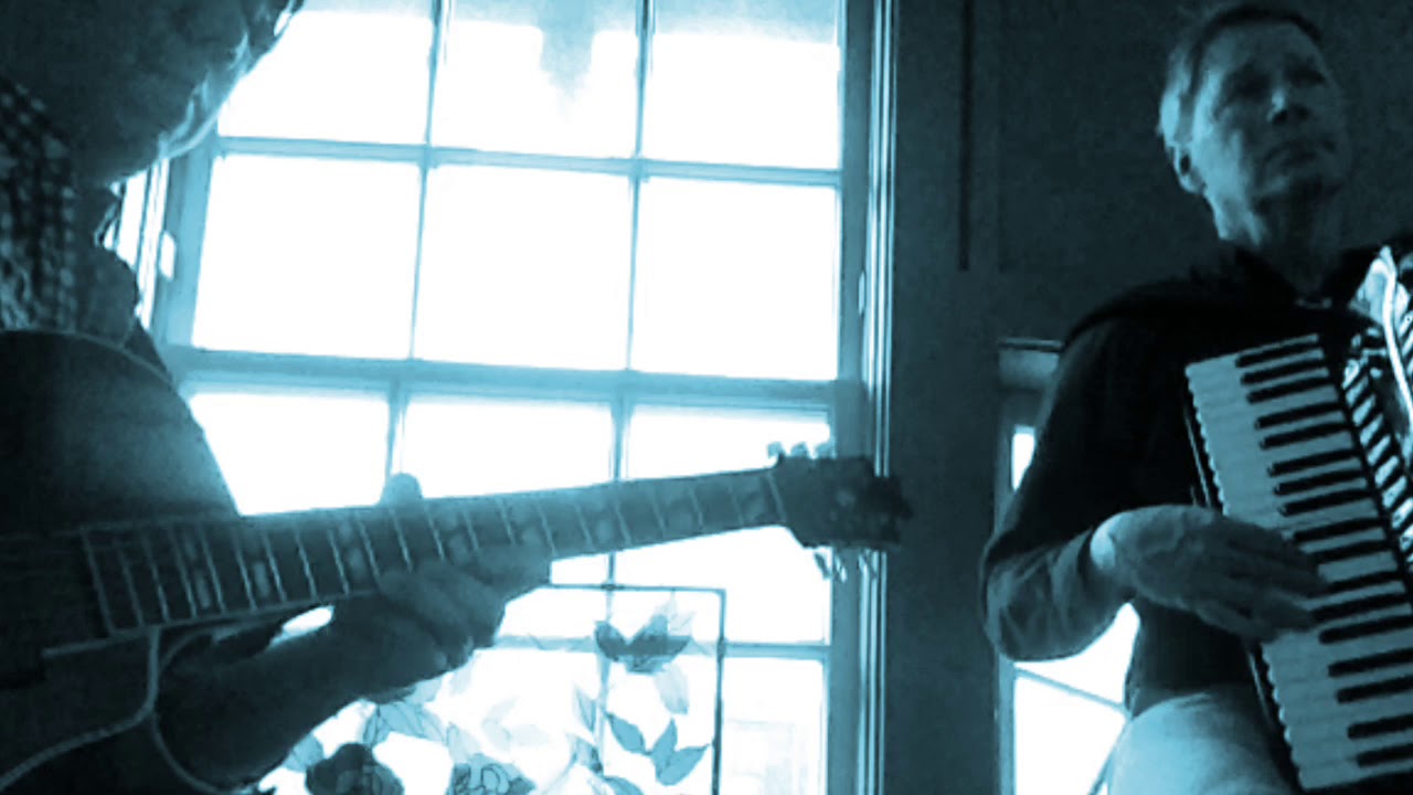 "Topsy" Tracy Kim and Doug Stickler - YouTube