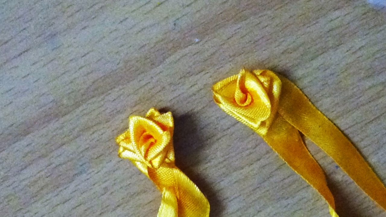 Simple Ribbon Art Crafts - How to make a Ribbon rose flower - YouTube
