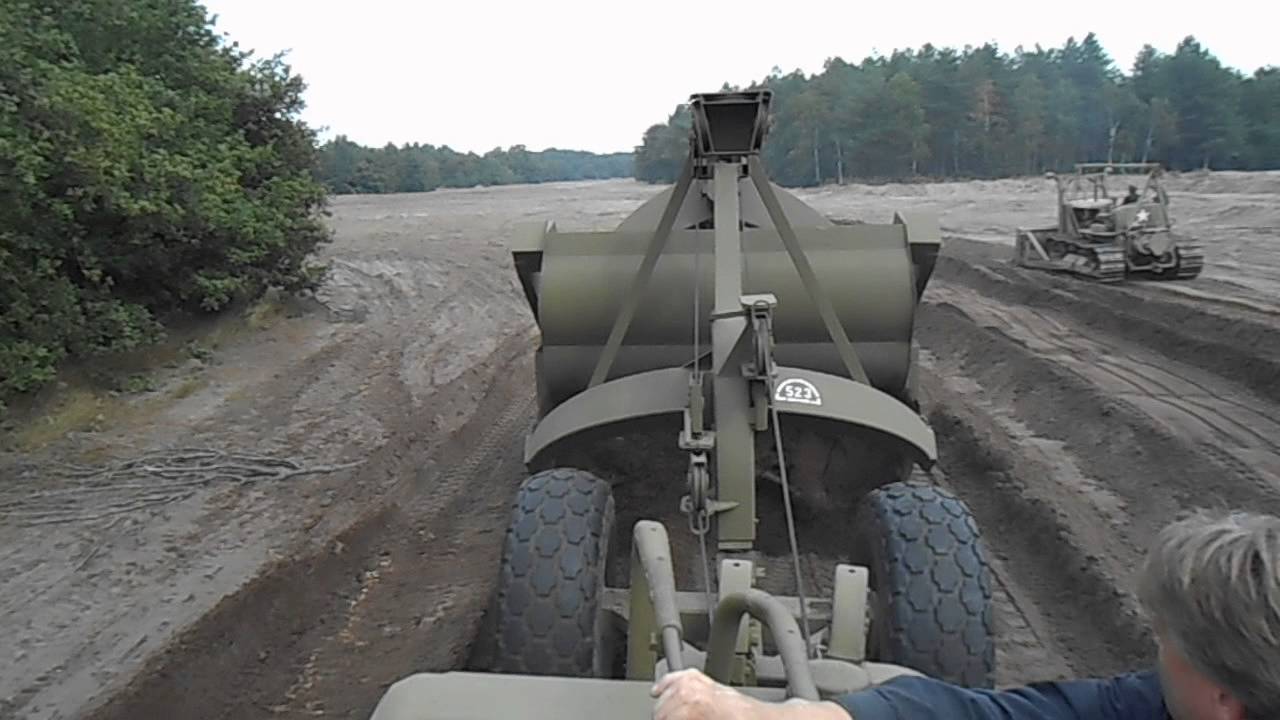 Caterpillar D8 LeTourneau scraper 4 - YouTube