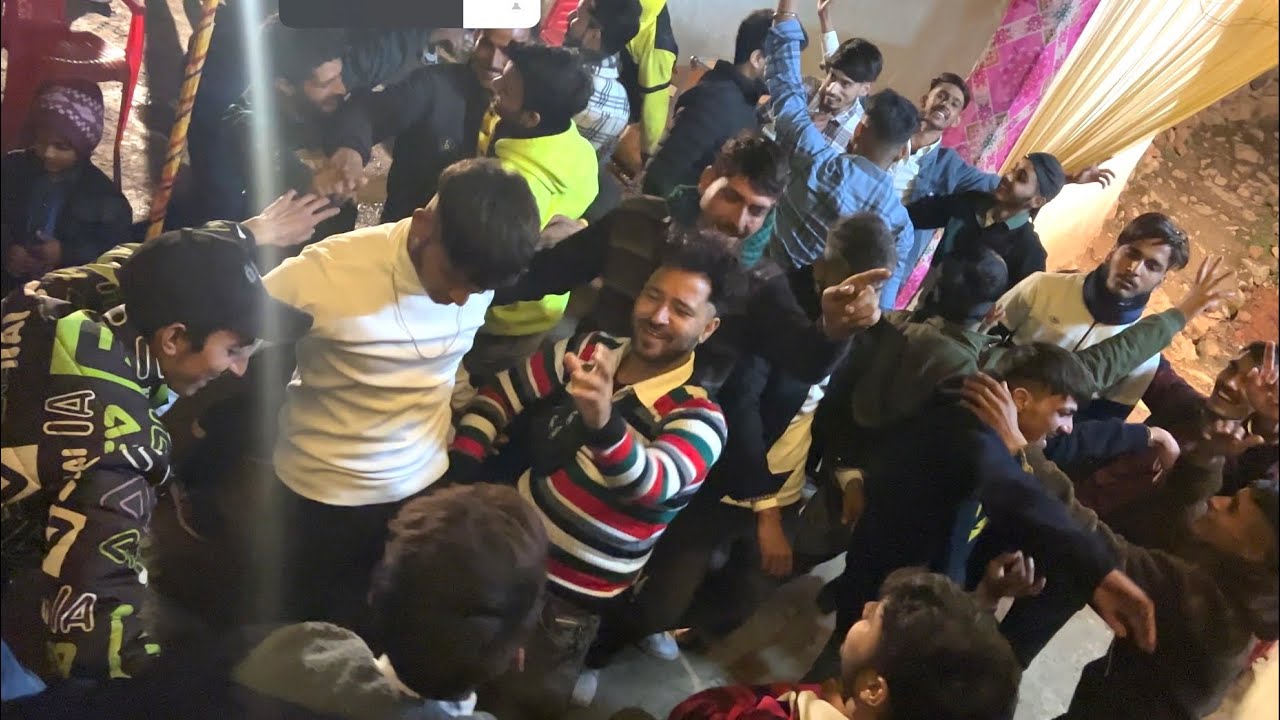 pahadi song par dance 🥰🥰 - YouTube