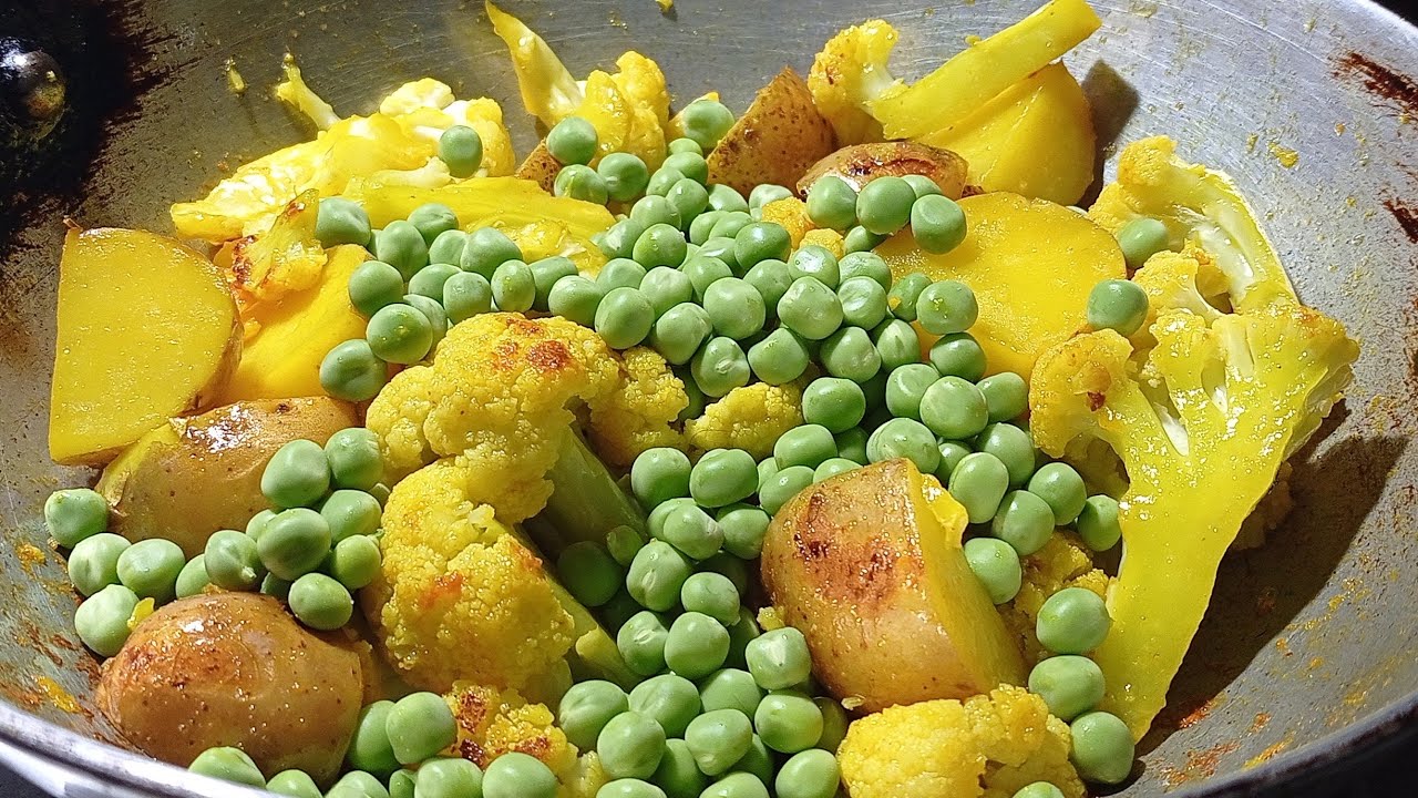 ପୁରୀ,ପରଟା ଏବଂ ରୁଟି ସହିତ ଖାଇବା ପାଇଁ ଏହି ତରକାରୀ ଟି|| Alu phula kobi green ...