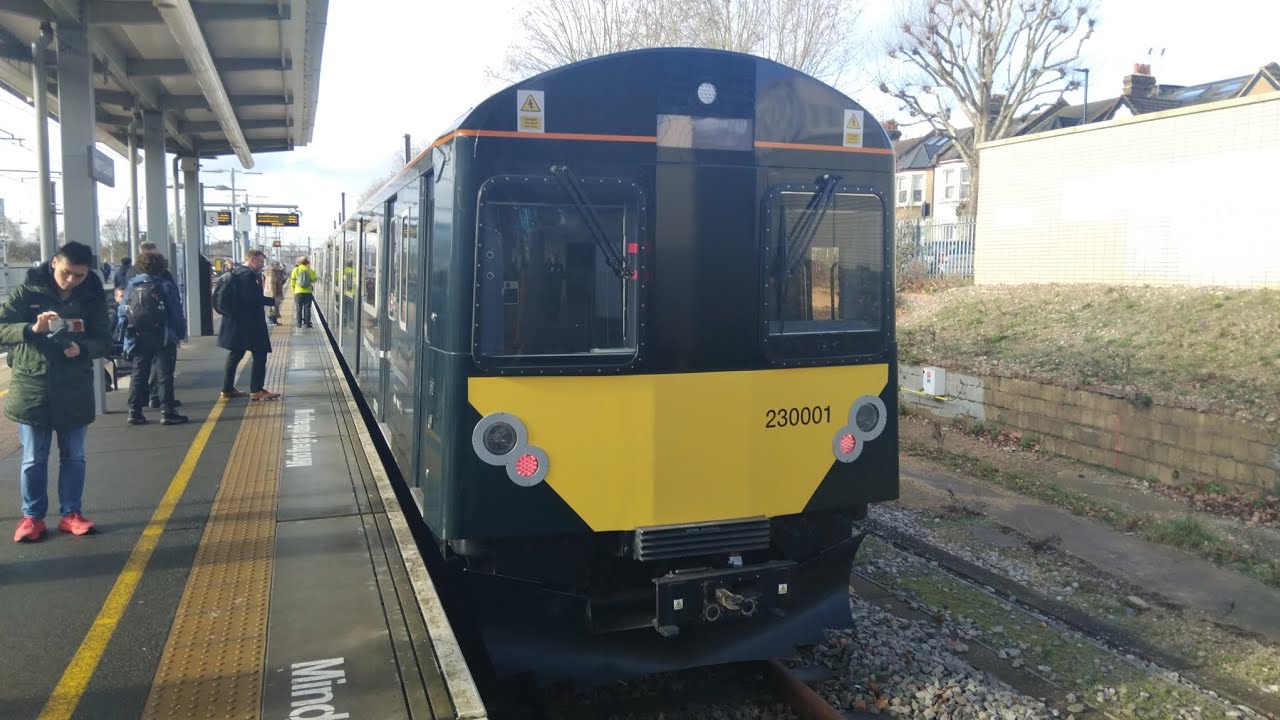 (3,000 Subs) - (First Day Of Service) - GWR Class 230 - Back at West ...