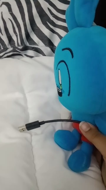 Comically large USB - YouTube