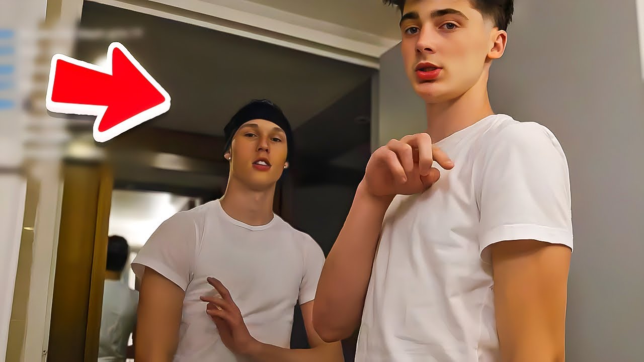 WHITEBOYEM MEETS JAKE WEST *RWE* - YouTube